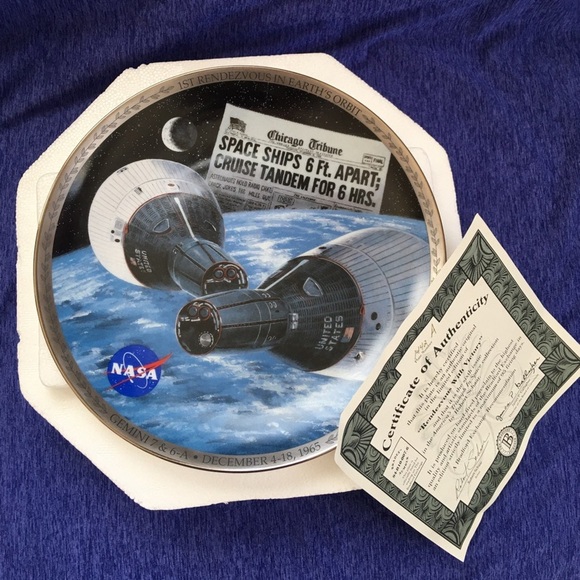 Nasa | Other | Nasa Space Shuttle Commemorative Plate | Poshmark
